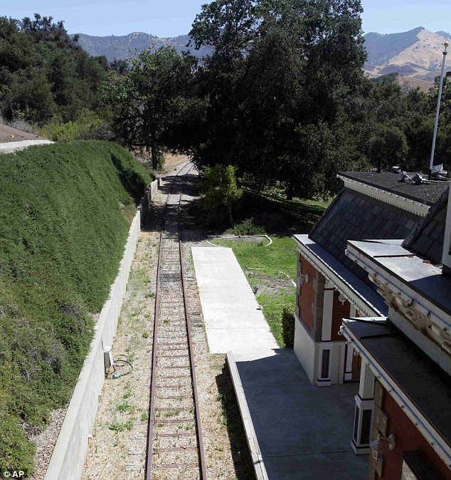 Neverland train station | Lisa's History Room